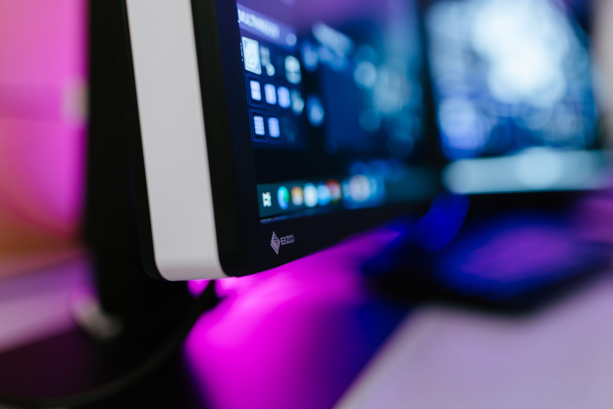 Case Study ΙΑΤΡΟΠΟΛΙΣ: Από την Πρωτοπορία του 1986 στη Ψηφιακή Ιατρική του Σήμερα - EIZO Hellas